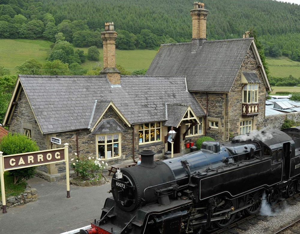 Train Tours & Holidays to Carrog | Rail Discoveries